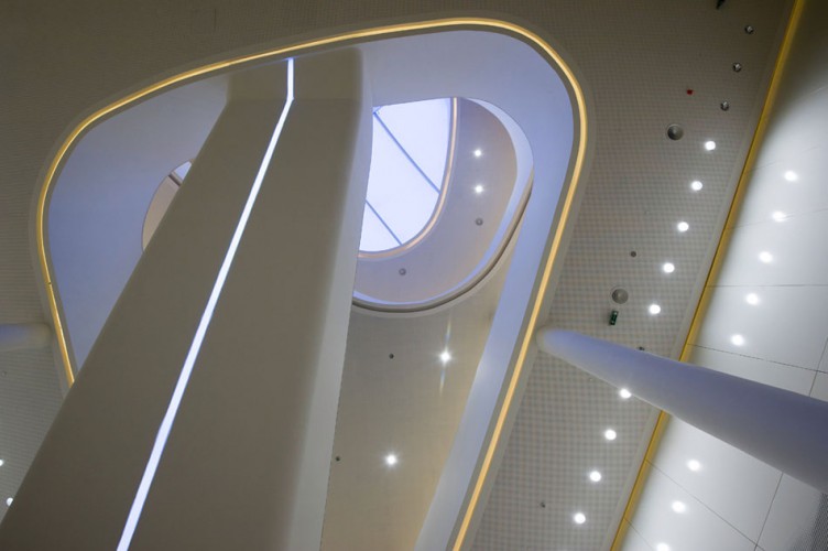 Zayed University - Contemporary Architecture of Iran