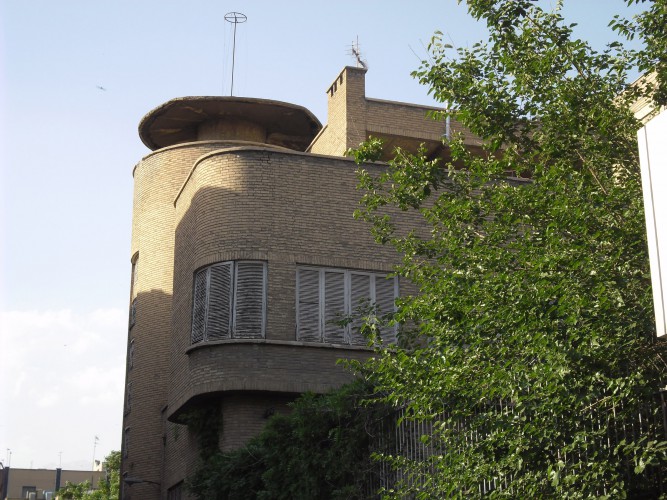 A house in Tehran by Russian Architect - Contemporary Architecture of Iran